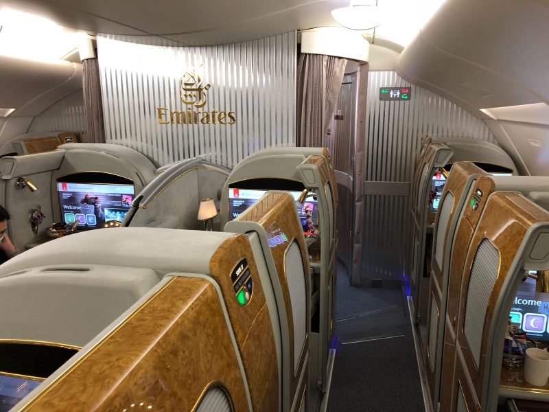 รีวิว ห้องอาบน้ำบนเครื่องบิน Emirates First Class - Airbus A380